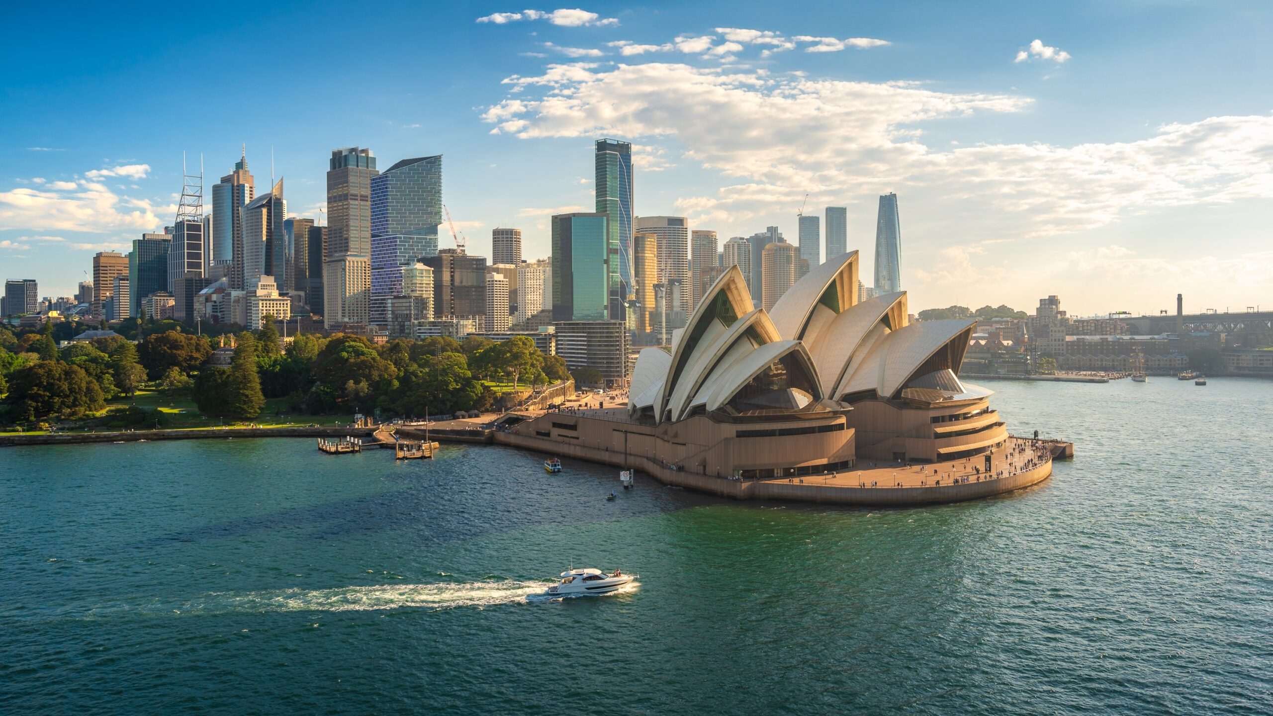 Clearsulting expands global footprint with launch in Australia